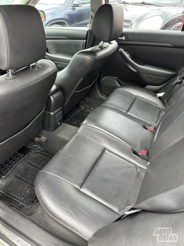 Toyota Avensis 2005 Pabradė, ar dzinēja tilpumu 2.00 L un nobraukumu 289 tūkst. km par 2150 €, foto 8 vietnē AUTOMOTO.COM.LV