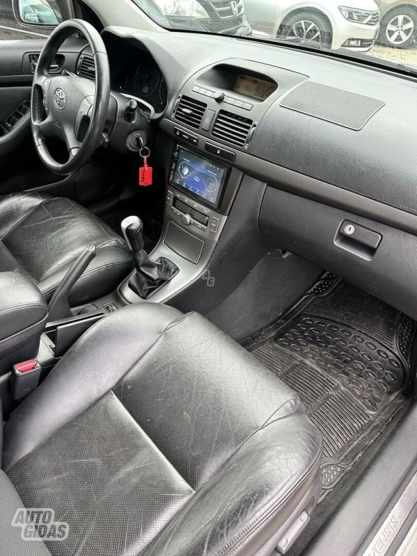Toyota Avensis 2005 Pabradė, ar dzinēja tilpumu 2.00 L un nobraukumu 289 tūkst. km par 2150 €, foto 9 vietnē AUTOMOTO.COM.LV