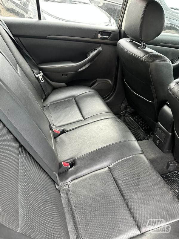 Toyota Avensis 2005 Pabradė, ar dzinēja tilpumu 2.00 L un nobraukumu 289 tūkst. km par 2150 €, foto 10 vietnē AUTOMOTO.COM.LV
