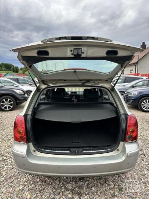 Toyota Avensis 2005 Pabradė, ar dzinēja tilpumu 2.00 L un nobraukumu 289 tūkst. km par 2150 €, foto 13 vietnē AUTOMOTO.COM.LV