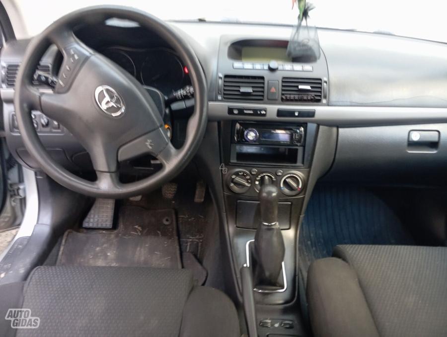 Toyota Avensis 2005 Marijampole, ar dzinēja tilpumu 1.80 L un nobraukumu 260 tūkst. km par 1350 €, foto 1 vietnē AUTOMOTO.COM.LV
