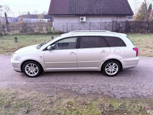 Toyota Avensis 2005 in Daugavpils, with an engine capacity of 2.00 L and mileage of 308 thousand km for 1899 €, photo 6 on AUTOMOTO.COM.LV