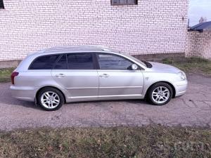 Toyota Avensis 2005 in Daugavpils, with an engine capacity of 2.00 L and mileage of 308 thousand km for 1899 €, photo 7 on AUTOMOTO.COM.LV
