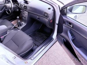 Toyota Avensis 2005 in Daugavpils, with an engine capacity of 2.00 L and mileage of 308 thousand km for 1899 €, photo 16 on AUTOMOTO.COM.LV