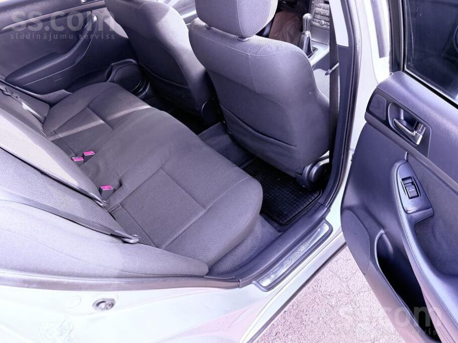 Toyota Avensis 2005 in Daugavpils, with an engine capacity of 2.00 L and mileage of 308 thousand km for 1899 €, photo 17 on AUTOMOTO.COM.LV