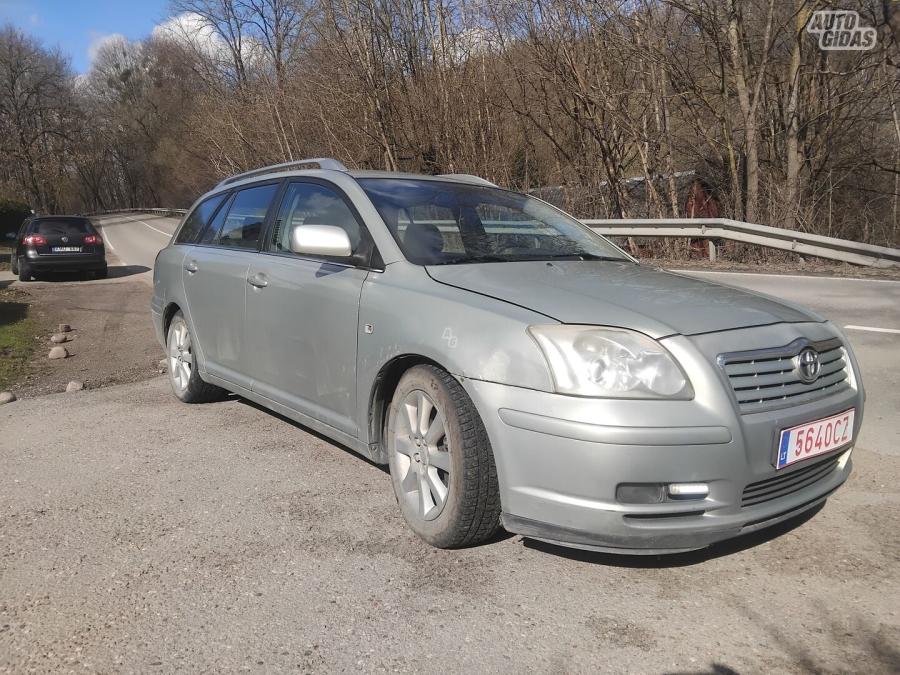 Toyota Avensis 2005 Kauņa, ar dzinēja tilpumu 2.00 L un nobraukumu 433 tūkst. km par 850 €, foto 4 vietnē AUTOMOTO.COM.LV