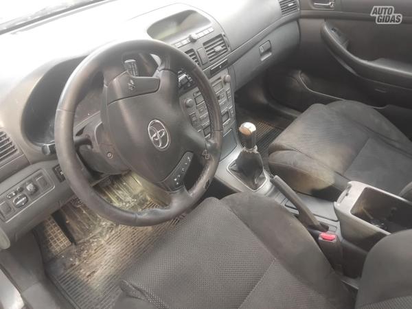Toyota Avensis 2005 Kauņa, ar dzinēja tilpumu 2.00 L un nobraukumu 433 tūkst. km par 850 €, foto 9 vietnē AUTOMOTO.COM.LV