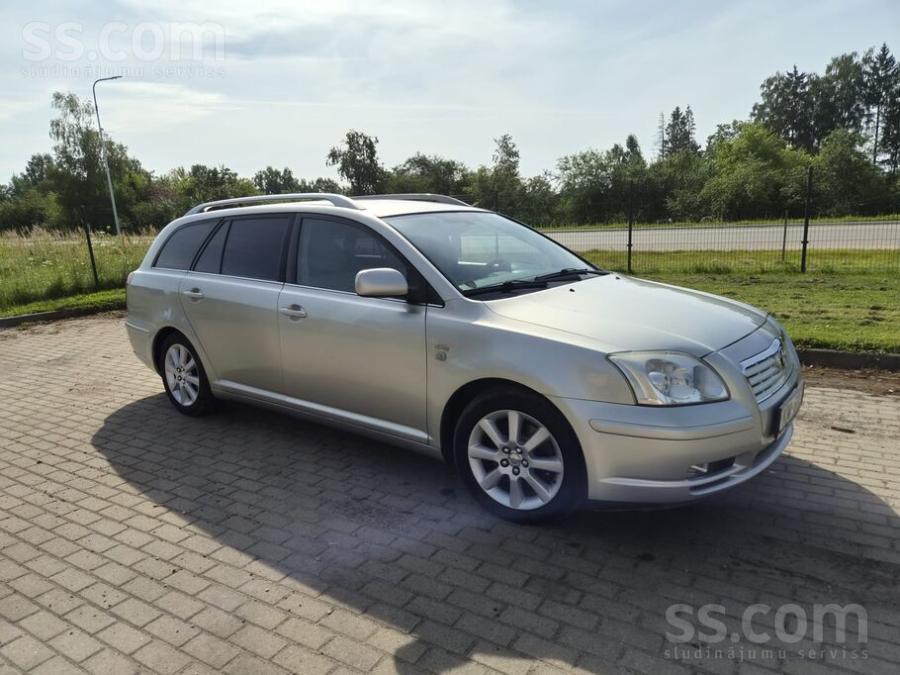 Toyota Avensis 2005 in Aizkraukle, with an engine capacity of 2.00 L and mileage of 371 thousand km for 1650 €, photo 1 on AUTOMOTO.COM.LV