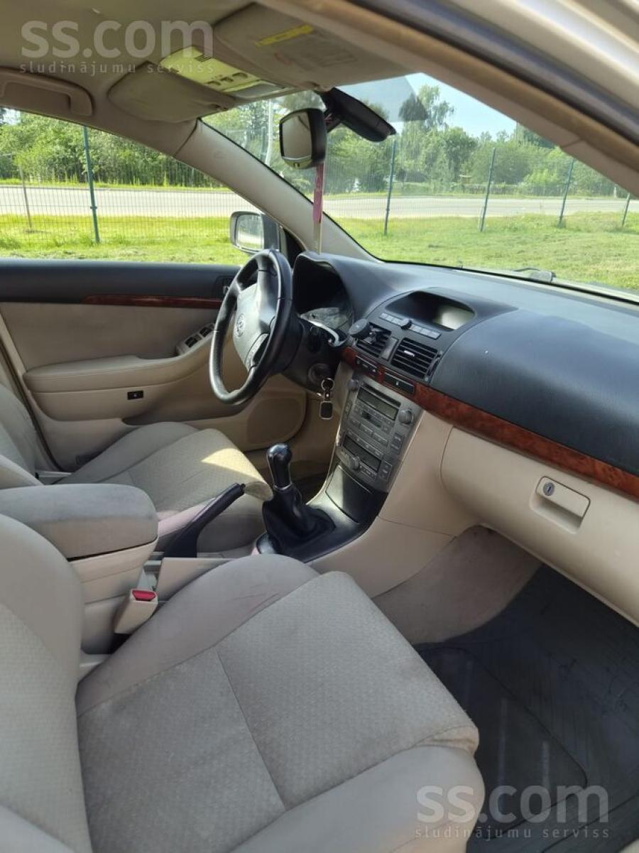 Toyota Avensis 2005 in Aizkraukle, with an engine capacity of 2.00 L and mileage of 371 thousand km for 1650 €, photo 7 on AUTOMOTO.COM.LV