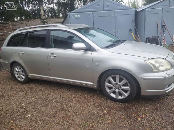 Toyota Avensis 2005 in Radviliskis, with an engine capacity of 2.00 L and mileage of 275 thousand km for 1250 €, photo 3 on AUTOMOTO.COM.LV