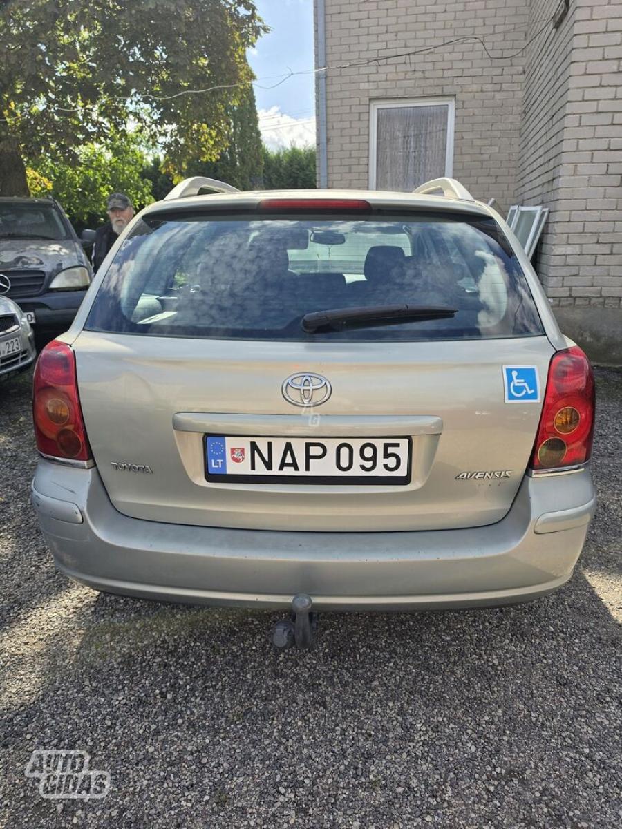 Toyota Avensis 2005 Kauņa, ar dzinēja tilpumu 2.00 L un nobraukumu 444 tūkst. km par 1300 €, foto 5 vietnē AUTOMOTO.COM.LV