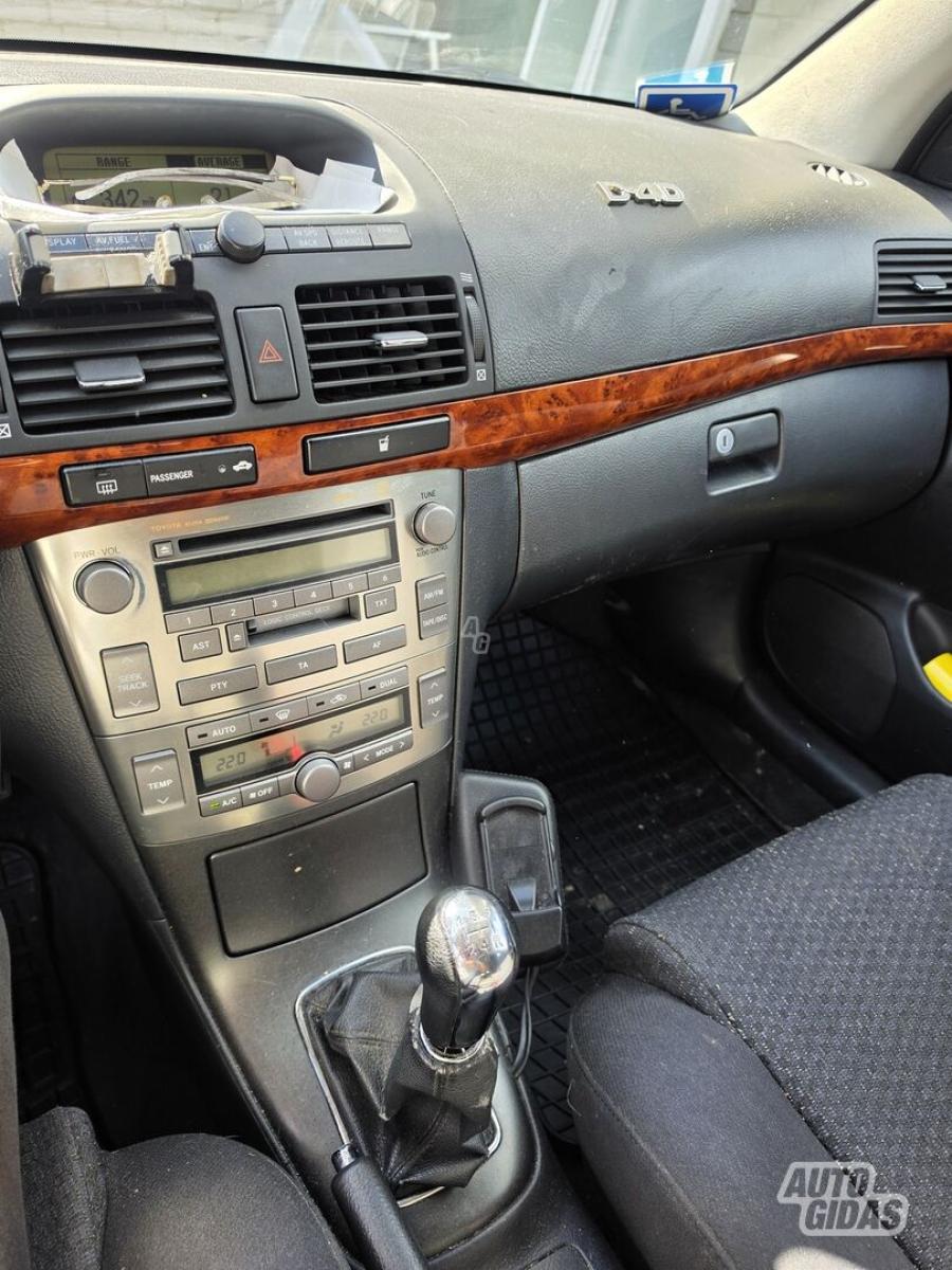 Toyota Avensis 2005 Kauņa, ar dzinēja tilpumu 2.00 L un nobraukumu 444 tūkst. km par 1300 €, foto 7 vietnē AUTOMOTO.COM.LV