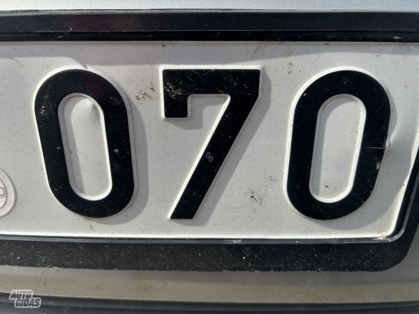 Toyota Avensis 2005 Viļņa, ar dzinēja tilpumu 2.00 L un nobraukumu 257 tūkst. km par 799 €, foto 5 vietnē AUTOMOTO.COM.LV