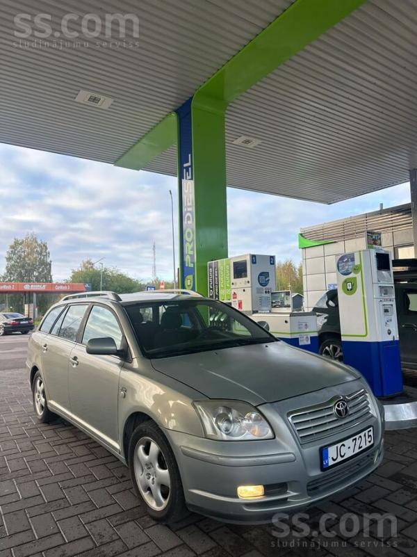 Toyota Avensis 2005 Jelgava vietnÄ Toyota Avensis 2005 Jelgava, ar dzinÄja tilpumu 2.00 L un nobraukumu 325 tÅ«kst. km par 2100 ā¬, foto 1 vietnÄ AUTOMOTO.COM.LV