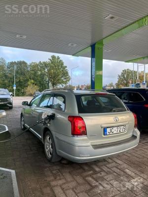Toyota Avensis 2005 Jelgava, ar dzinēja tilpumu 2.00 L un nobraukumu 325 tūkst. km par 2100 €, foto 5 vietnē AUTOMOTO.COM.LV