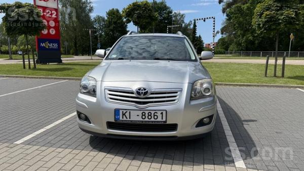 Toyota Avensis 2006 in Riga, with an engine capacity of 2.00 L and mileage of 285 thousand km for 2150 €, photo 2 on AUTOMOTO.COM.LV
