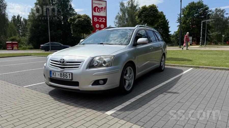 Toyota Avensis 2006 Rīga, ar dzinēja tilpumu 2.00 L un nobraukumu 285 tūkst. km par 2150 €, foto 3 vietnē AUTOMOTO.COM.LV