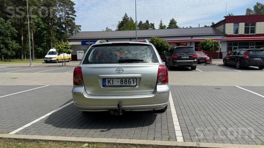 Toyota Avensis 2006 Rīga, ar dzinēja tilpumu 2.00 L un nobraukumu 285 tūkst. km par 2150 €, foto 6 vietnē AUTOMOTO.COM.LV