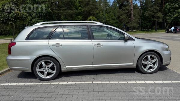 Toyota Avensis 2006 in Riga, with an engine capacity of 2.00 L and mileage of 285 thousand km for 2150 €, photo 8 on AUTOMOTO.COM.LV