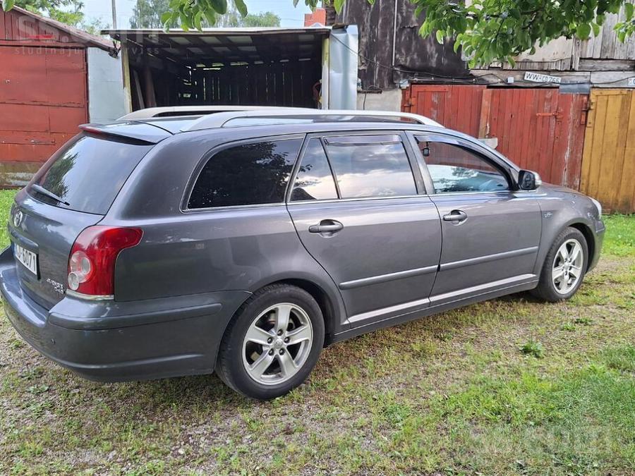 Toyota Avensis 2006 in Riga, with an engine capacity of 2.20 L and mileage of 365 thousand km for 1700 €, photo 7 on AUTOMOTO.COM.LV