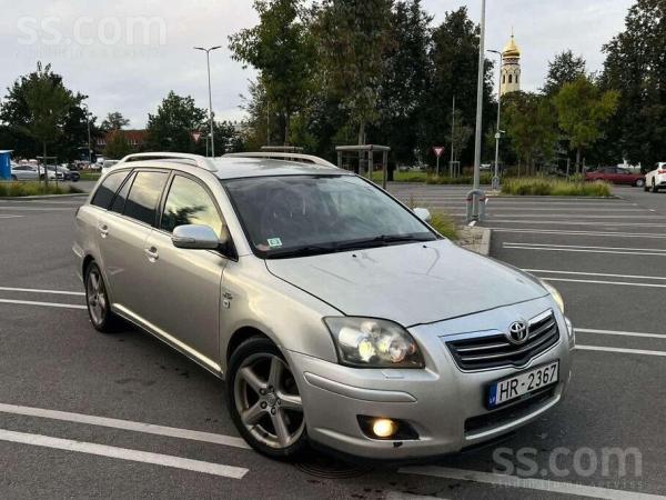 Toyota Avensis 2006 in Riga, with an engine capacity of 2.20 L and mileage of 384 thousand km for 750 €, photo 2 on AUTOMOTO.COM.LV