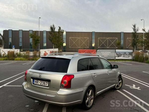 Toyota Avensis 2006 in Riga, with an engine capacity of 2.20 L and mileage of 384 thousand km for 750 €, photo 3 on AUTOMOTO.COM.LV