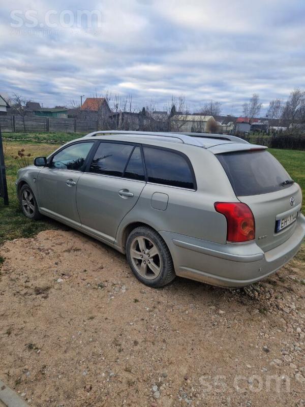Toyota Avensis 2006 in Kuldiga, with an engine capacity of 2.20 L and mileage of 339 thousand km for 1950 €, photo 3 on AUTOMOTO.COM.LV
