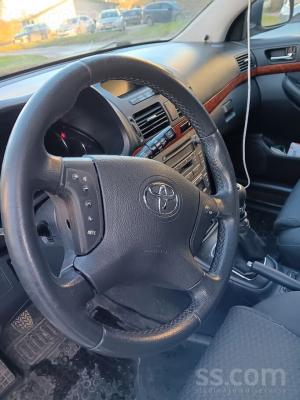 Toyota Avensis 2006 Bauska, ar dzinēja tilpumu 2.20 L un nobraukumu 386 tūkst. km par 1400 €, foto 4 vietnē AUTOMOTO.COM.LV