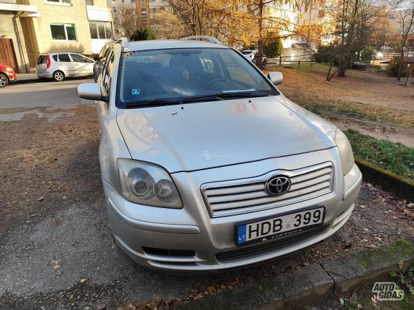 Toyota Avensis 2006 Viļņa, ar dzinēja tilpumu 2.20 L un nobraukumu 30 tūkst. km par 700 €, foto 4 vietnē AUTOMOTO.COM.LV
