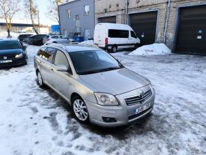 Toyota Avensis 2006 Kauņa, ar dzinēja tilpumu 2.20 L un nobraukumu 300 tūkst. km par 890 €, foto 5 vietnē AUTOMOTO.COM.LV