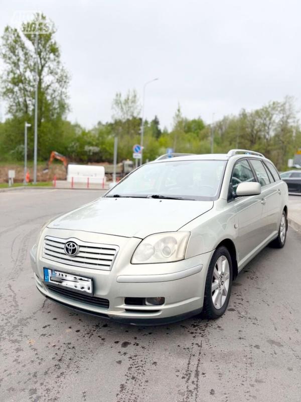 Toyota Avensis 2006 in Vilnius, with an engine capacity of 2.20 L and mileage of 287 thousand km for 1950 €, photo 1 on AUTOMOTO.COM.LV