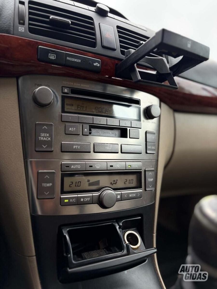 Toyota Avensis 2006 Viļņa, ar dzinēja tilpumu 2.20 L un nobraukumu 287 tūkst. km par 1950 €, foto 33 vietnē AUTOMOTO.COM.LV