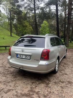 Toyota Avensis 2006 in Vilnius, with an engine capacity of 2.20 L and mileage of 320 thousand km for 950 €, photo 8 on AUTOMOTO.COM.LV