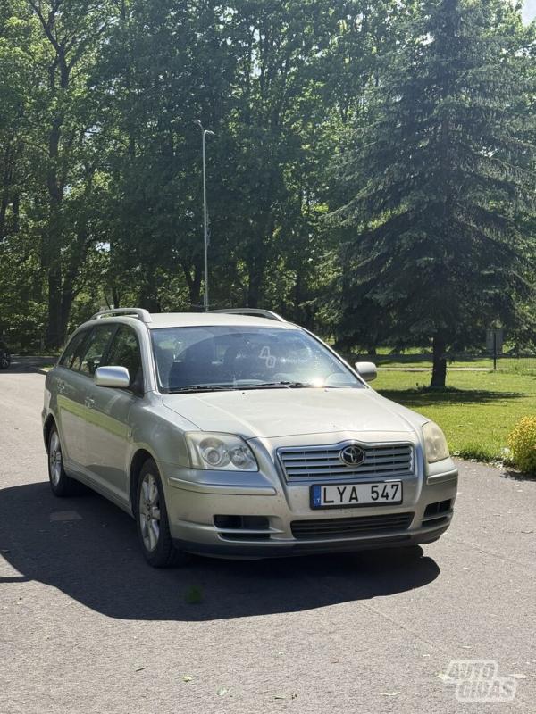 Toyota Avensis 2006 in Vilnius, with an engine capacity of 2.00 L and mileage of 278 thousand km for 2100 €, photo 2 on AUTOMOTO.COM.LV