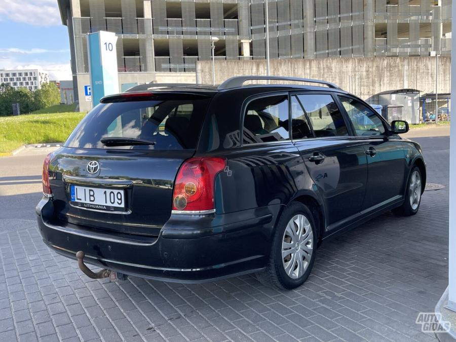 Toyota Avensis 2006 Viļņa, ar dzinēja tilpumu 2.20 L un nobraukumu 361 tūkst. km par 1400 €, foto 5 vietnē AUTOMOTO.COM.LV