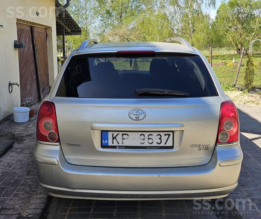 Toyota Avensis 2006 in Jelgava, with an engine capacity of 2.20 L and mileage of 347 thousand km for 850 €, photo 5 on AUTOMOTO.COM.LV
