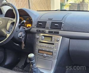 Toyota Avensis 2006 in Jelgava, with an engine capacity of 2.20 L and mileage of 347 thousand km for 850 €, photo 7 on AUTOMOTO.COM.LV