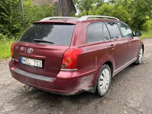 Toyota Avensis 2006 Širvintos, ar dzinēja tilpumu 1.80 L un nobraukumu 30 tūkst. km par 950 €, foto 5 vietnē AUTOMOTO.COM.LV