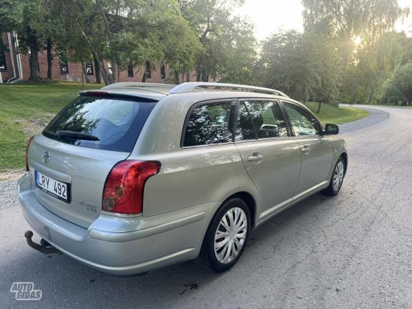 Toyota Avensis 2006 Alīta, ar dzinēja tilpumu 2.20 L un nobraukumu 350 tūkst. km par 1500 €, foto 3 vietnē AUTOMOTO.COM.LV