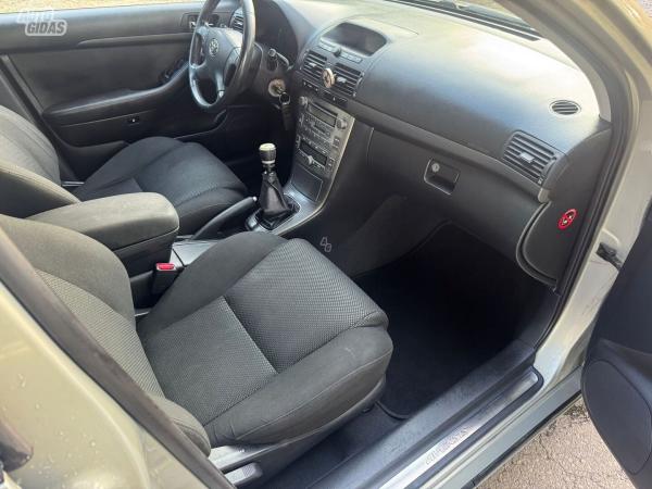Toyota Avensis 2006 Alīta, ar dzinēja tilpumu 2.20 L un nobraukumu 350 tūkst. km par 1500 €, foto 8 vietnē AUTOMOTO.COM.LV