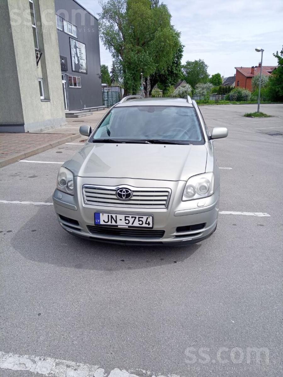 Toyota Avensis 2006 in Riga, with an engine capacity of 2.20 L and mileage of 366 thousand km for 1500 €, photo 1 on AUTOMOTO.COM.LV