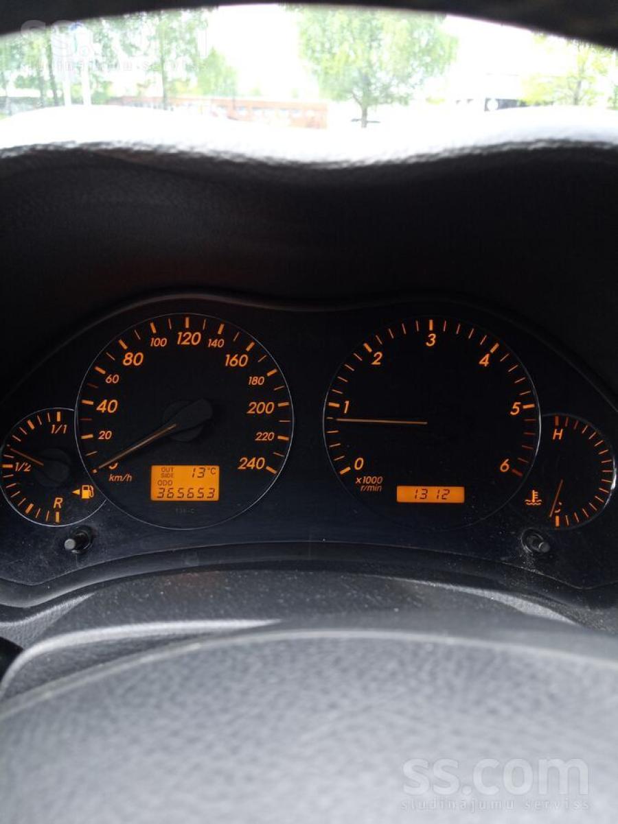 Toyota Avensis 2006 in Riga, with an engine capacity of 2.20 L and mileage of 366 thousand km for 1500 €, photo 6 on AUTOMOTO.COM.LV