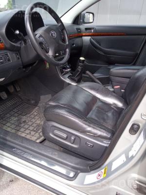 Toyota Avensis 2006 in Riga, with an engine capacity of 2.20 L and mileage of 366 thousand km for 1500 €, photo 8 on AUTOMOTO.COM.LV