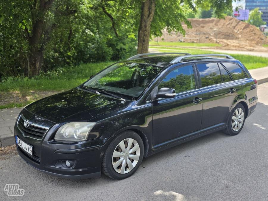 Toyota Avensis 2006 Viļņa, ar dzinēja tilpumu 2.00 L un nobraukumu 400 tūkst. km par 650 €, foto 1 vietnē AUTOMOTO.COM.LV