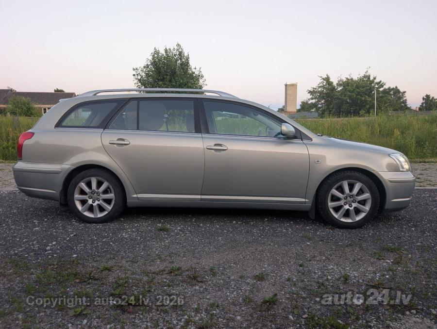 Toyota Avensis 2006 Tallina, ar dzinēja tilpumu 2.00 L un nobraukumu 323 tūkst. km par 1990 €, foto 5 vietnē AUTOMOTO.COM.LV