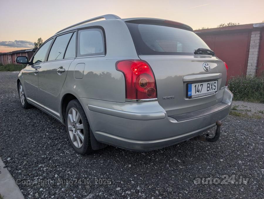 Toyota Avensis 2006 Tallina, ar dzinēja tilpumu 2.00 L un nobraukumu 323 tūkst. km par 1990 €, foto 7 vietnē AUTOMOTO.COM.LV