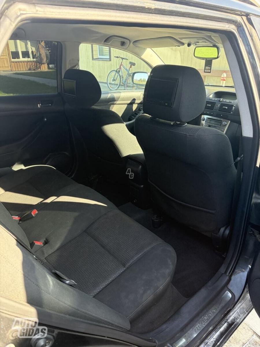 Toyota Avensis 2006 Kretinga, ar dzinēja tilpumu 2.20 L un nobraukumu 443 tūkst. km par 1000 €, foto 7 vietnē AUTOMOTO.COM.LV