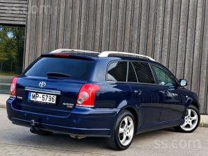 Toyota Avensis 2006 in Tukums, with an engine capacity of 2.20 L and mileage of 348 thousand km for 2290 €, photo 4 on AUTOMOTO.COM.LV