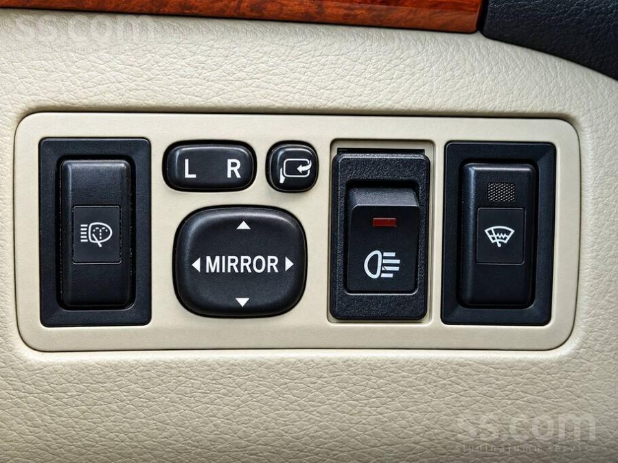 Toyota Avensis 2006 in Tukums, with an engine capacity of 2.20 L and mileage of 348 thousand km for 2290 €, photo 10 on AUTOMOTO.COM.LV