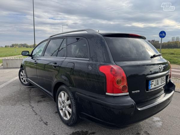 Тойота Авенсис 2006 в Каунас на AUTOMOTO.COM.LV Тойота Авенсис 2006 в Каунас, объемом двигателя 2.20 л и пробегом 300 тыс. км за 950 €, фото 3 на AUTOMOTO.COM.LV